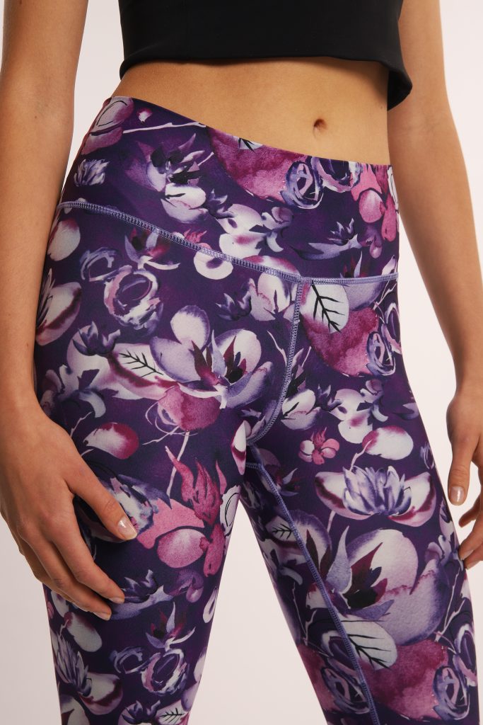 Sustainable leggings with art - NJÁLLA - Snowbed willow leggings